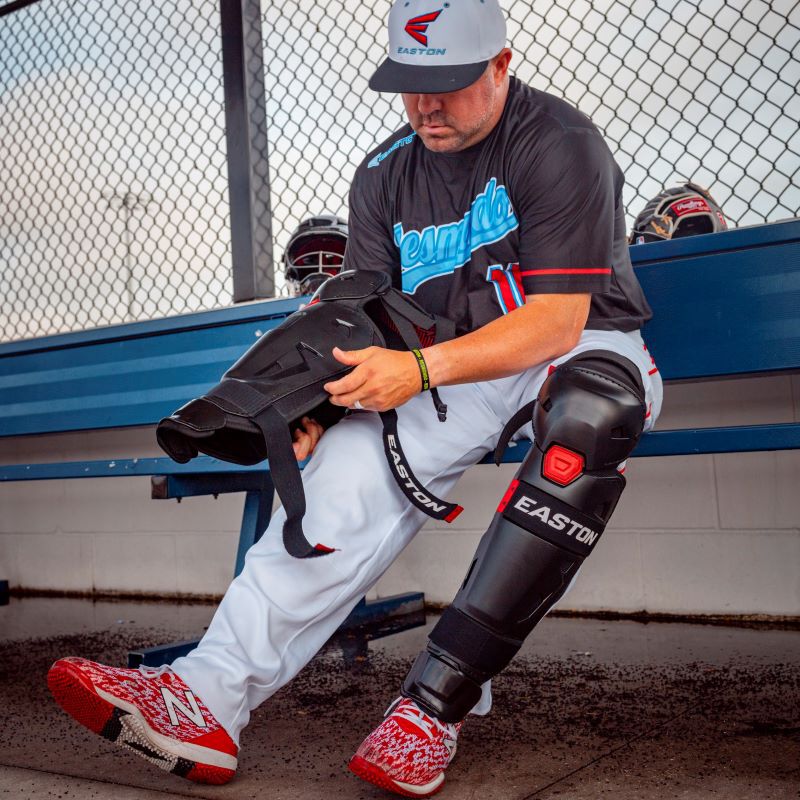 pitcher softball mask